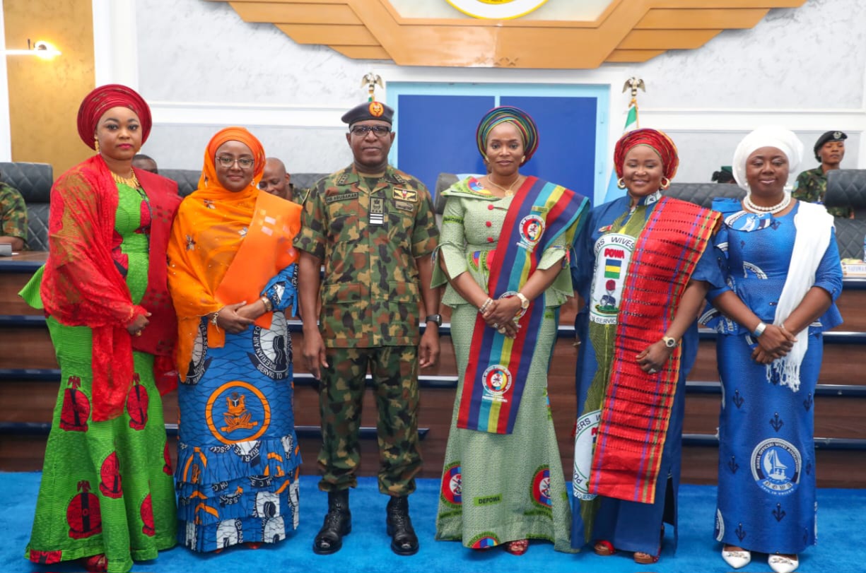 NIGERIA: CAS Air Marshal Abubakar Hails DEPOWA Humanitarian Efforts ...