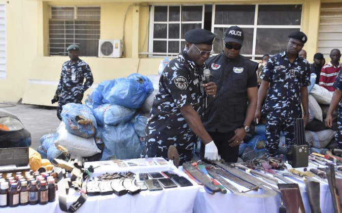 NIGERIA: FCT Commissioner of Police Unveils Achievements October to ...